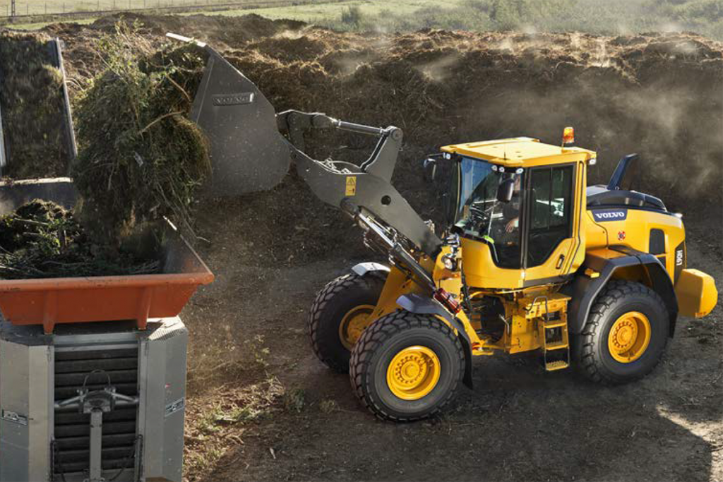 Loader-Rail-L70H.png - Loaderhire GLH