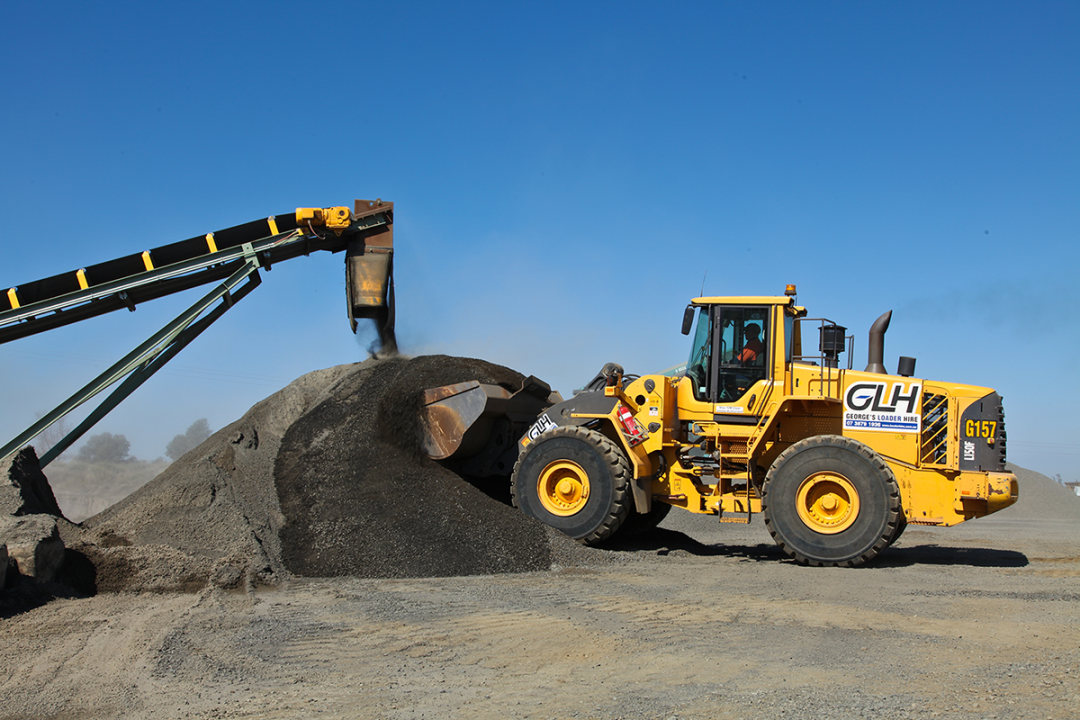 Loader-Rail-L150F - Loaderhire GLH