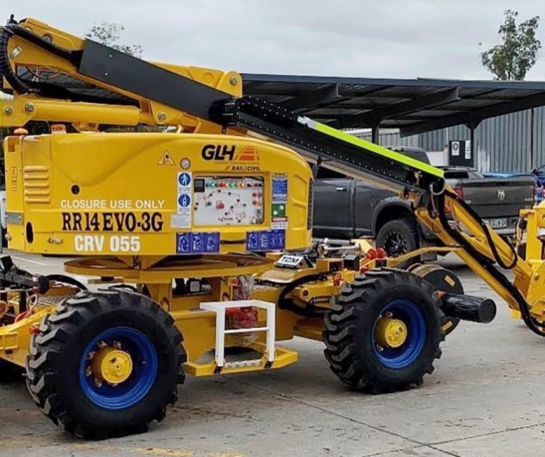 14T-Liebherr-Hi-Rail-Excavator-EWP - Loaderhire GLH